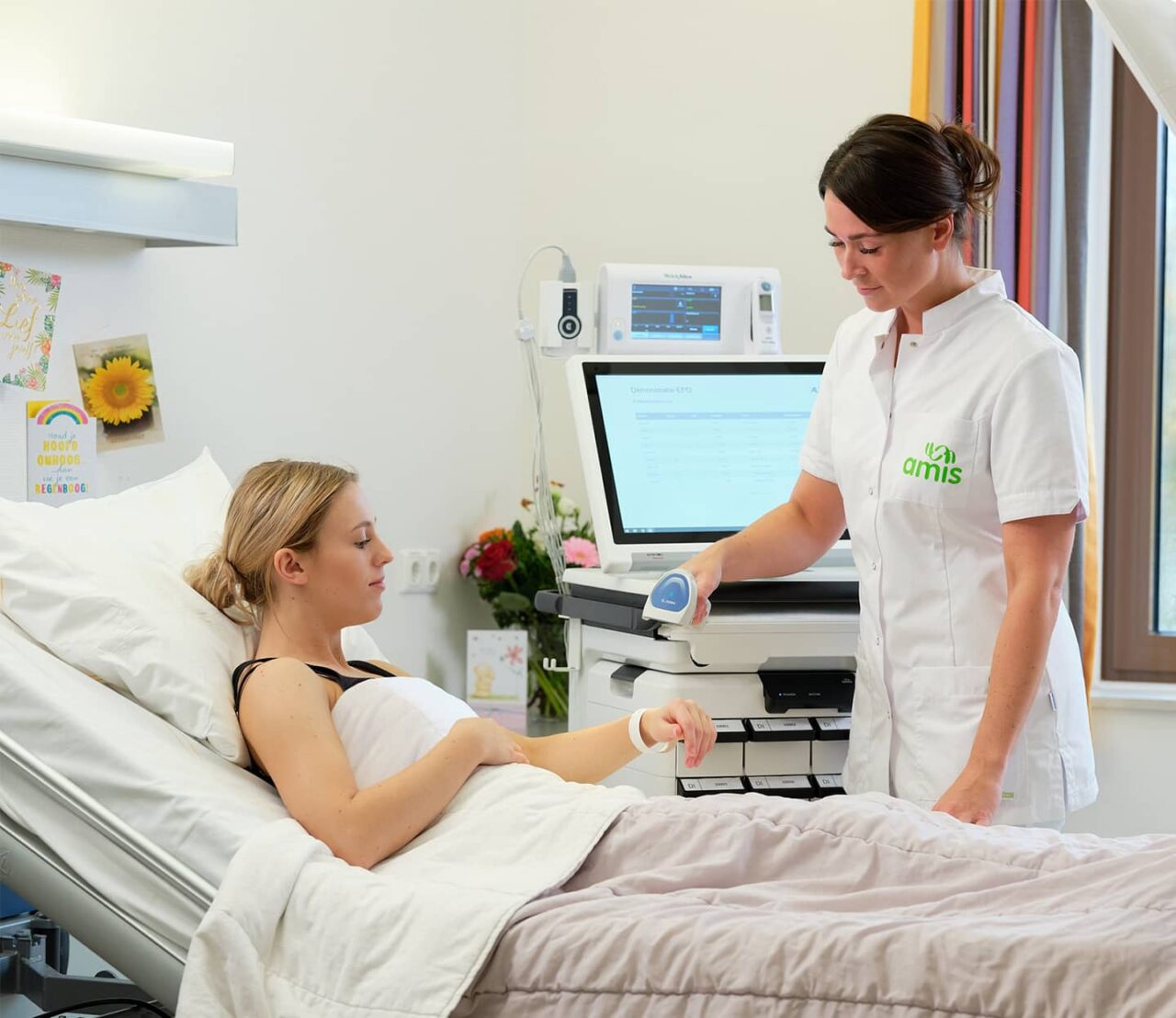 AMiS Solutions - Smart medication cart - Hospital workflow optimized